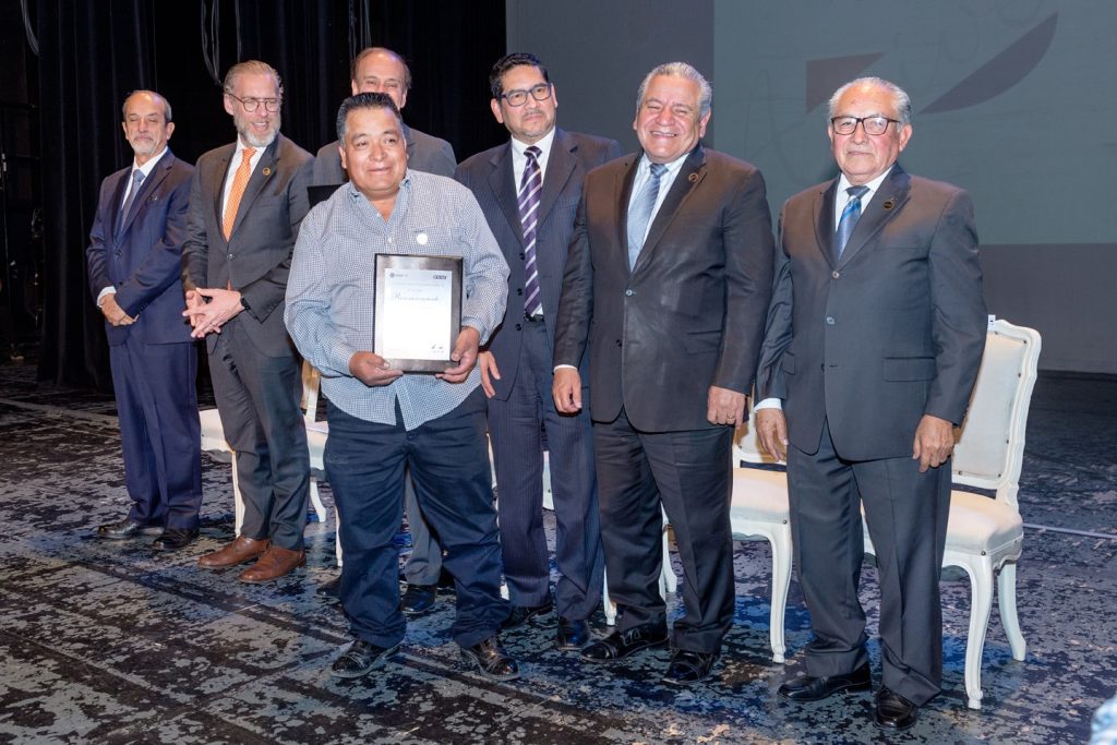 Conmemora CIDESI su XXXV Aniversario - CIDESI